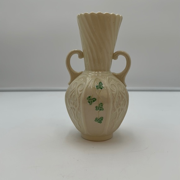 Belleek | Accents | Belleek Ireland Shamrock Panel Vase 6th Green Mark ...